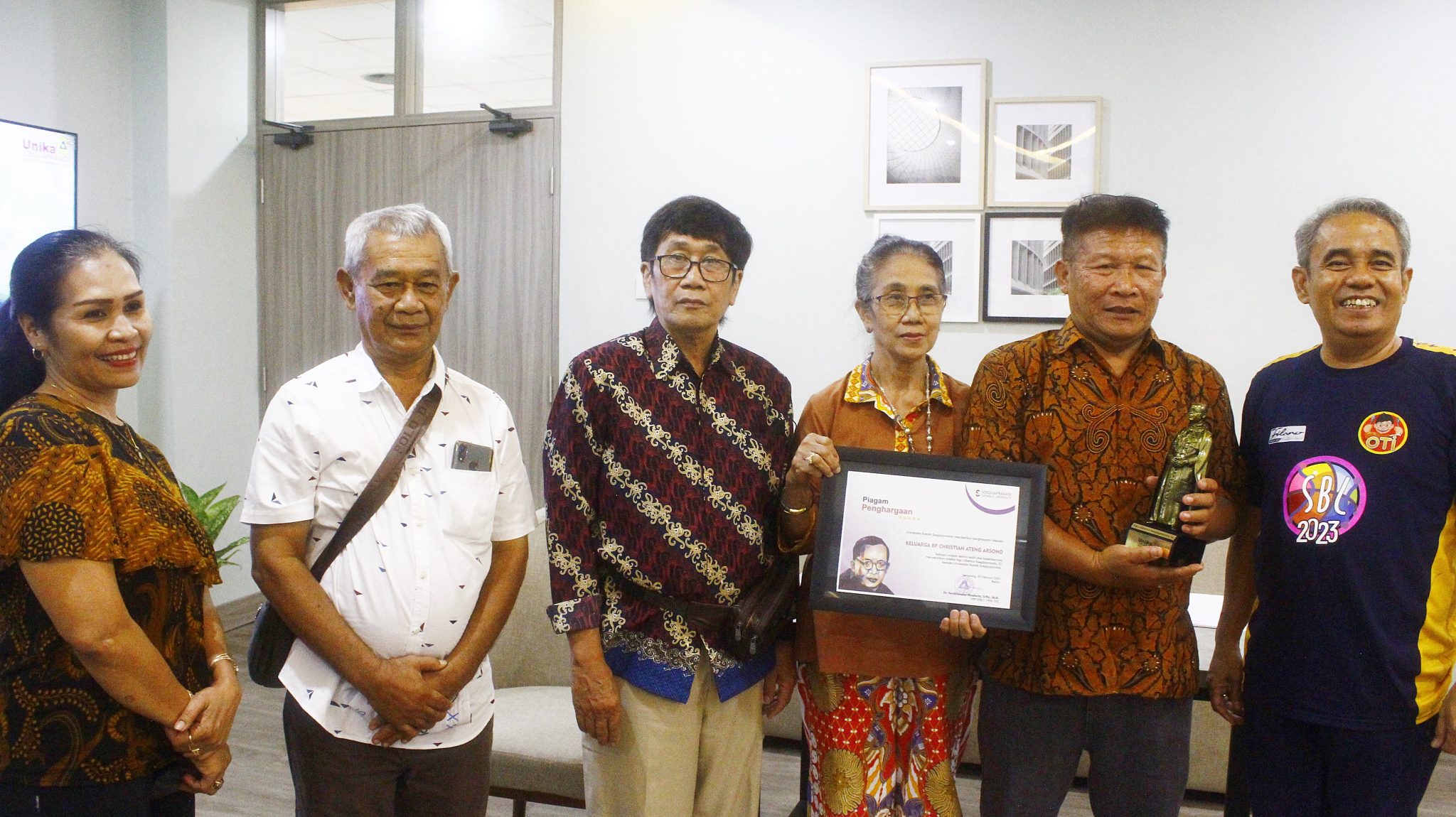 Serah Terima Peninggalan Mgr. Albertus Soegijapranata – SCU
