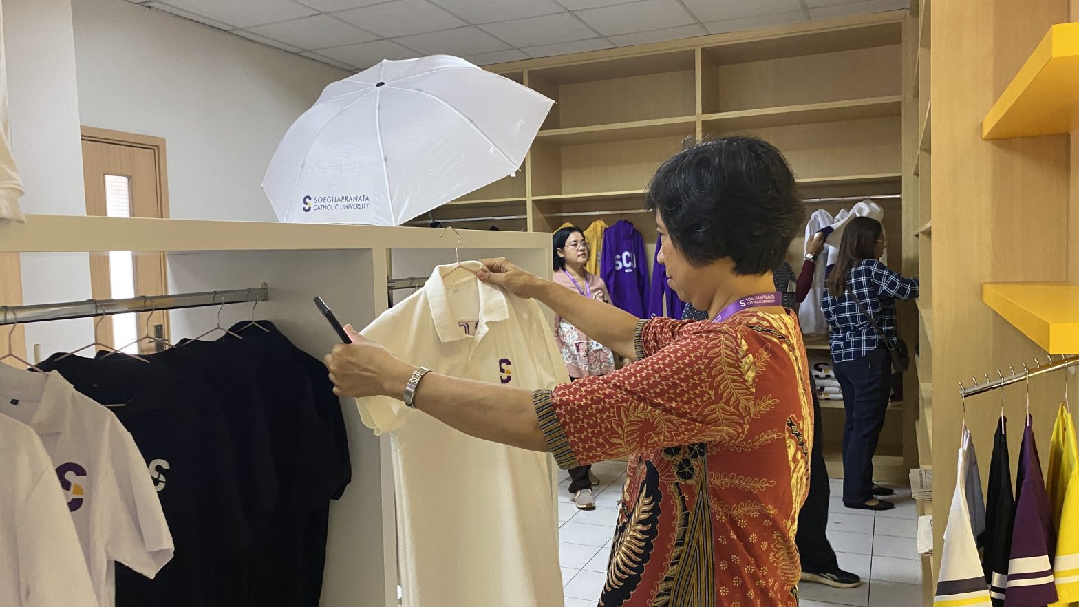 SCU Shop Resmi Dibuka, Tawarkan Beragam Produk dan Merchandise – SCU